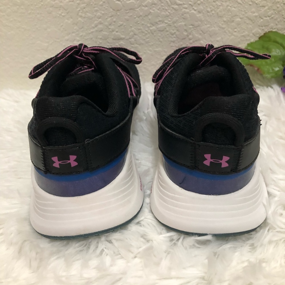 Under Armor Sneakers - Gem